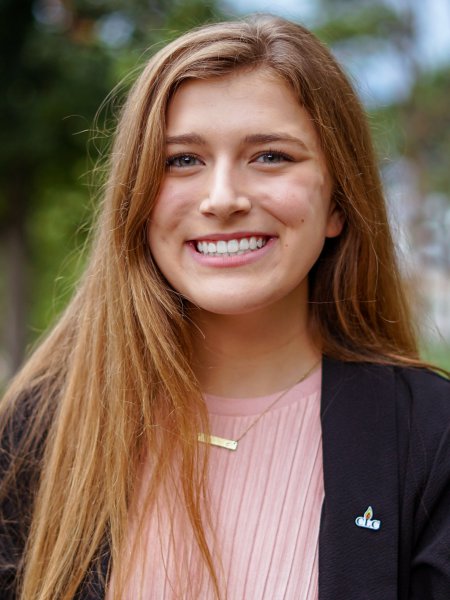 Scholars & Alumni | Student Life